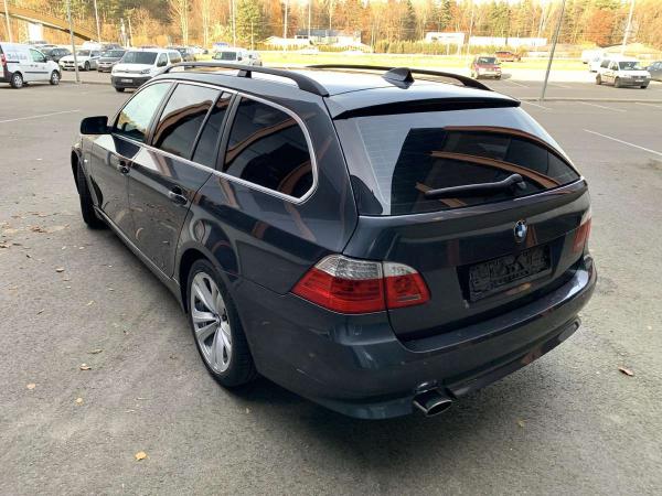 Pelēks BMW 520 2007 Kauņa, ar dzinēja tilpumu 2.00 L un nobraukumu 355 tūkst. km par 3499 €, foto 8 vietnē AUTOMOTO.COM.LV