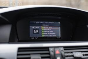 Grey BMW 520 2007 in Riga, with an engine capacity of 2.00 L and mileage of 388 thousand km for 4490 €, photo 20 on AUTOMOTO.COM.LV