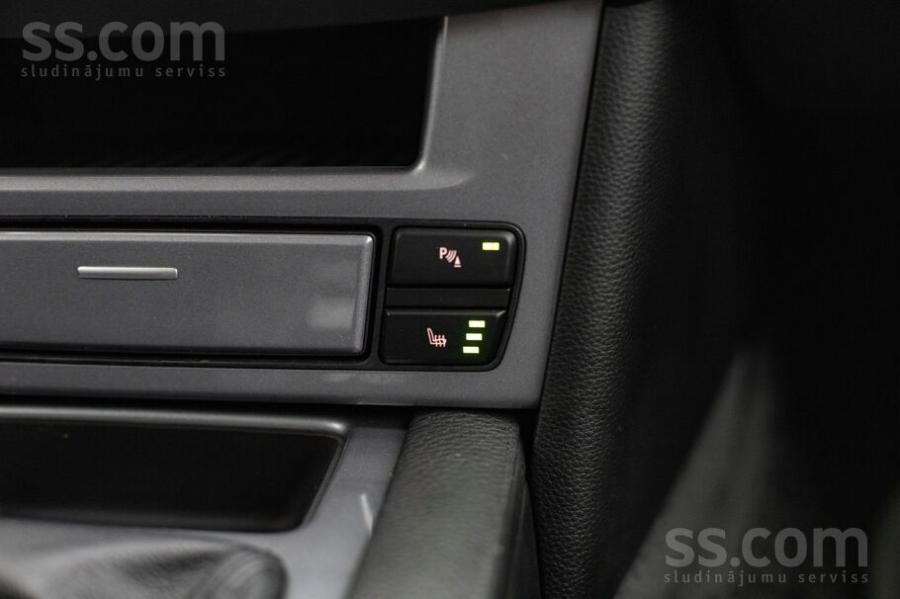 Grey BMW 520 2007 in Riga, with an engine capacity of 2.00 L and mileage of 388 thousand km for 4490 €, photo 23 on AUTOMOTO.COM.LV