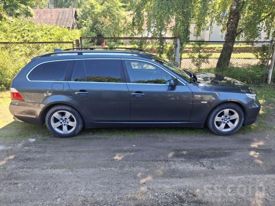 Серый БМВ 520 2007 в Екабпилс, объемом двигателя 2.00 л и пробегом 277 тыс. км за 4750 €, фото 4 на AUTOMOTO.COM.LV