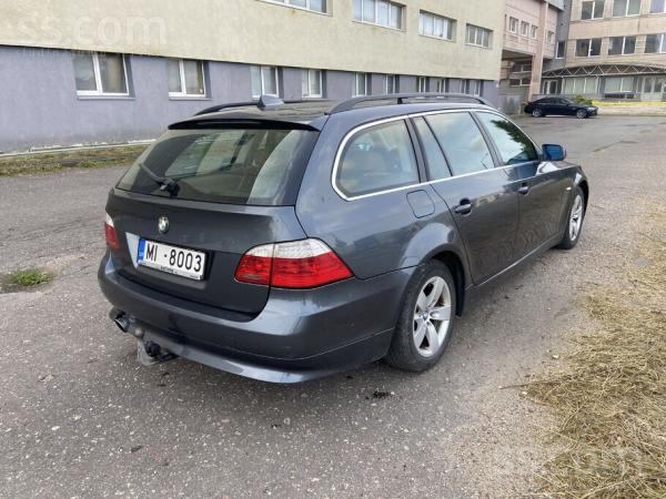 Grey BMW 520 2007 in Liepaja, with an engine capacity of 2.00 L and mileage of 322 thousand km for 3300 €, photo 4 on AUTOMOTO.COM.LV