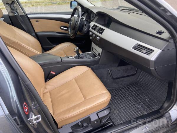 Grey BMW 520 2007 in Liepaja, with an engine capacity of 2.00 L and mileage of 322 thousand km for 3300 €, photo 5 on AUTOMOTO.COM.LV