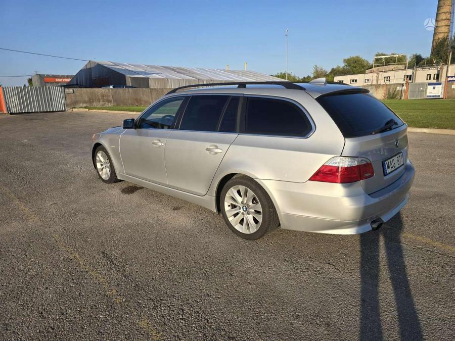 Pelēks BMW 520 2007 Mažeikiai, ar dzinēja tilpumu 2.00 L un nobraukumu 259 tūkst. km par 5500 €, foto 8 vietnē AUTOMOTO.COM.LV