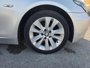 Pelēks BMW 520 2007 Mažeikiai, ar dzinēja tilpumu 2.00 L un nobraukumu 259 tūkst. km par 5500 €, foto 11 vietnē AUTOMOTO.COM.LV
