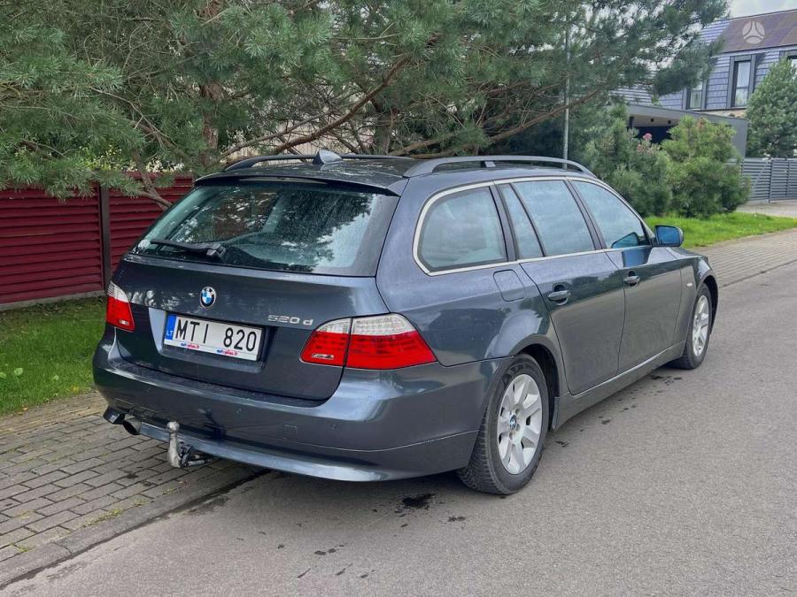 Grey BMW 520 2007 in Klaipeda, with an engine capacity of 2.00 L and mileage of 305 thousand km for 1950 €, photo 5 on AUTOMOTO.COM.LV