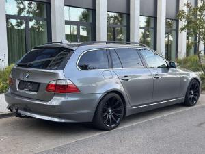 Grey BMW 520 2007 in Vilnius, with an engine capacity of 2.00 L and mileage of 320 thousand km for 2900 €, photo 4 on AUTOMOTO.COM.LV