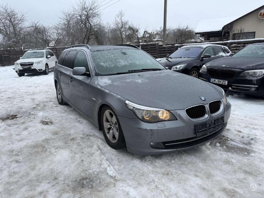 Pelēks BMW 520 2008 Viļņa, ar dzinēja tilpumu 2.00 L un nobraukumu 276 tūkst. km par 3000 €, foto 1 vietnē AUTOMOTO.COM.LV