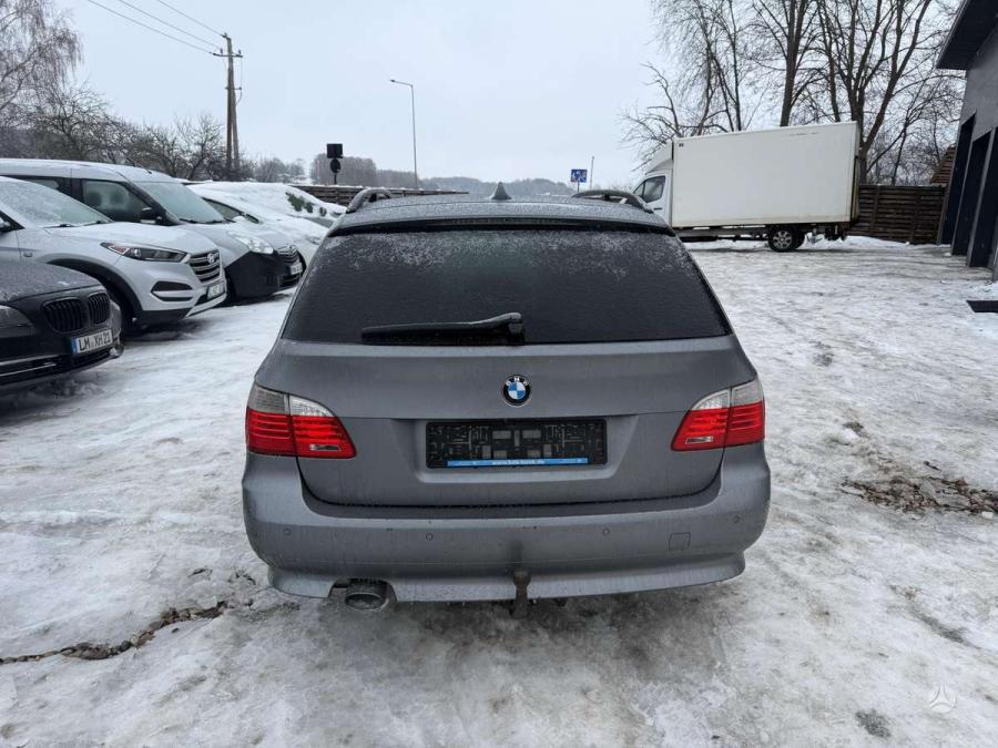 Pelēks BMW 520 2008 Viļņa, ar dzinēja tilpumu 2.00 L un nobraukumu 276 tūkst. km par 3000 €, foto 14 vietnē AUTOMOTO.COM.LV