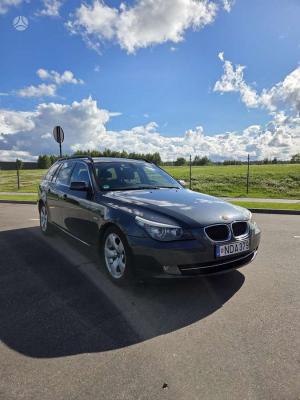 Pelēks BMW 520 2008 Viļņa, ar dzinēja tilpumu 2.00 L un nobraukumu 278 tūkst. km par 3700 €, foto 4 vietnē AUTOMOTO.COM.LV