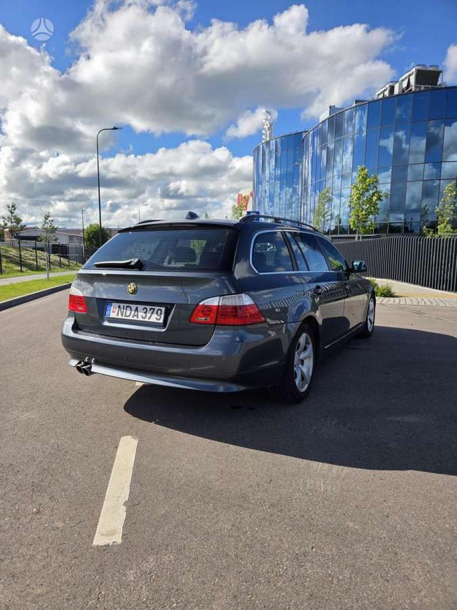Pelēks BMW 520 2008 Viļņa, ar dzinēja tilpumu 2.00 L un nobraukumu 278 tūkst. km par 3700 €, foto 6 vietnē AUTOMOTO.COM.LV