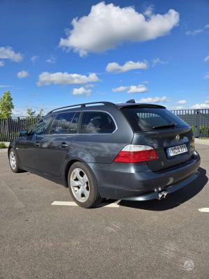 Pelēks BMW 520 2008 Viļņa, ar dzinēja tilpumu 2.00 L un nobraukumu 278 tūkst. km par 3700 €, foto 8 vietnē AUTOMOTO.COM.LV