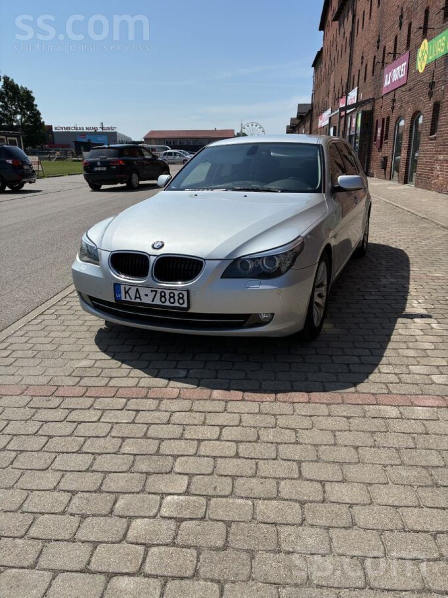 Grey BMW 520 2008 in Liepaja, with an engine capacity of 2.00 L and mileage of 0 thousand km for 3700 €, photo 1 on AUTOMOTO.COM.LV