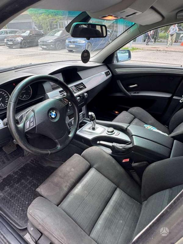 Pelēks BMW 520 2008 Klaipėda, ar dzinēja tilpumu 2.00 L un nobraukumu 450 tūkst. km par 2450 €, foto 6 vietnē AUTOMOTO.COM.LV