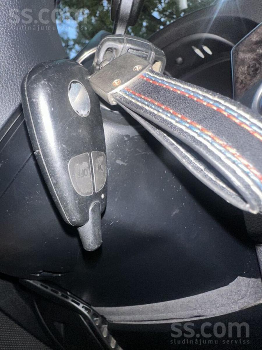 Pelēks BMW 520 2008 Cēsis, ar dzinēja tilpumu 2.00 L un nobraukumu 0 tūkst. km par 4500 €, foto 23 vietnē AUTOMOTO.COM.LV