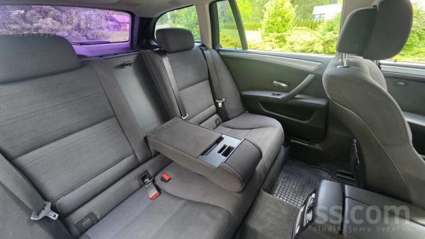 Grey BMW 520 2008 in Cesis, with an engine capacity of 2.00 L and mileage of 370 thousand km for 3650 €, photo 5 on AUTOMOTO.COM.LV
