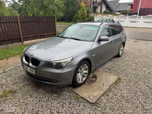 Grey BMW 520 2008 in Panevezys, with an engine capacity of 2.00 L and mileage of 253 thousand km for 2700 €, photo  on AUTOMOTO.COM.LV