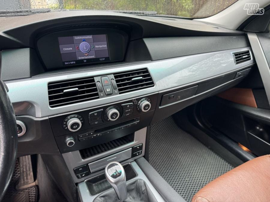Grey BMW 520 2008 in Panevezys, with an engine capacity of 2.00 L and mileage of 253 thousand km for 2700 €, photo 8 on AUTOMOTO.COM.LV