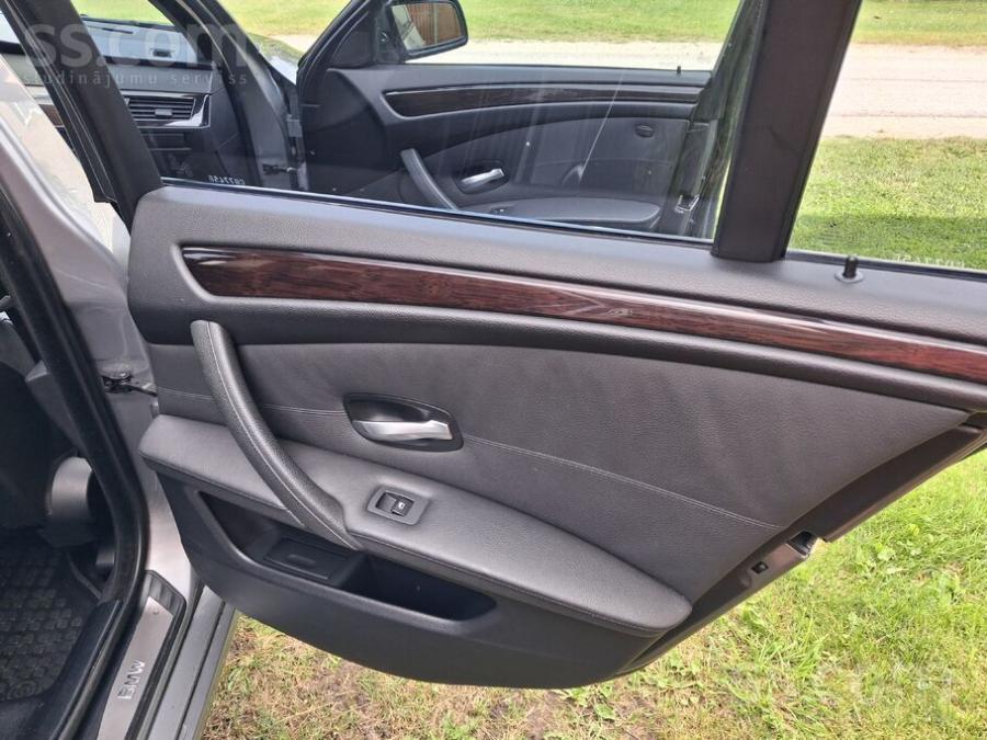 Pelēks BMW 520 2008 Liepāja, ar dzinēja tilpumu 2.00 L un nobraukumu 306 tūkst. km par 5600 €, foto 8 vietnē AUTOMOTO.COM.LV
