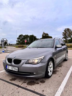 Grey BMW 520 2008 in Ogre, with an engine capacity of 2.00 L and mileage of 330 thousand km for 2950 €, photo  on AUTOMOTO.COM.LV
