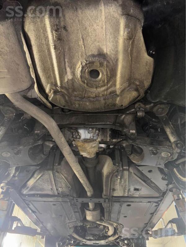 БМВ 520 2008 в Огре на AUTOMOTO.COM.LV Серый БМВ 520 2008 в Огре, объемом двигателя 2.00 л и пробегом 330 тыс. км за 2950 €, фото 10 на AUTOMOTO.COM.LV
