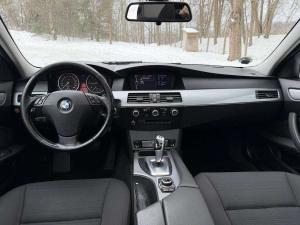 Grey BMW 520 2009 in Prienai, with an engine capacity of 2.00 L and mileage of 359 thousand km for 3650 €, photo 5 on AUTOMOTO.COM.LV
