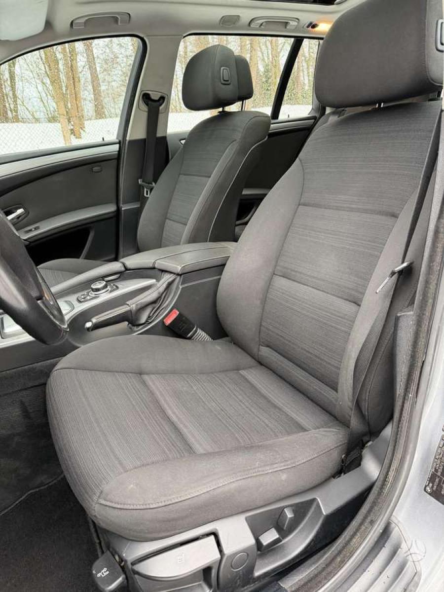 Grey BMW 520 2009 in Prienai, with an engine capacity of 2.00 L and mileage of 359 thousand km for 3650 €, photo 6 on AUTOMOTO.COM.LV