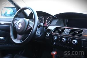 Grey BMW 520 2009 in Riga, with an engine capacity of 2.00 L and mileage of 286 thousand km for 4495 €, photo 12 on AUTOMOTO.COM.LV