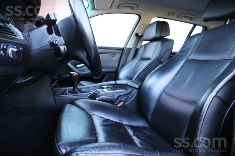 Grey BMW 520 2009 in Riga, with an engine capacity of 2.00 L and mileage of 286 thousand km for 4495 €, photo 13 on AUTOMOTO.COM.LV