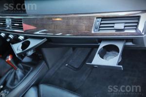 Grey BMW 520 2009 in Riga, with an engine capacity of 2.00 L and mileage of 286 thousand km for 4495 €, photo 19 on AUTOMOTO.COM.LV