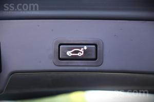 Grey BMW 520 2009 in Riga, with an engine capacity of 2.00 L and mileage of 286 thousand km for 4495 €, photo 21 on AUTOMOTO.COM.LV