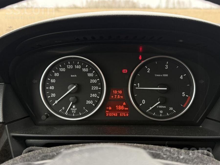 Серый БМВ 520 2009 в Лиепая, объемом двигателя 2.00 л и пробегом 311 тыс. км за 3500 €, фото 19 на AUTOMOTO.COM.LV