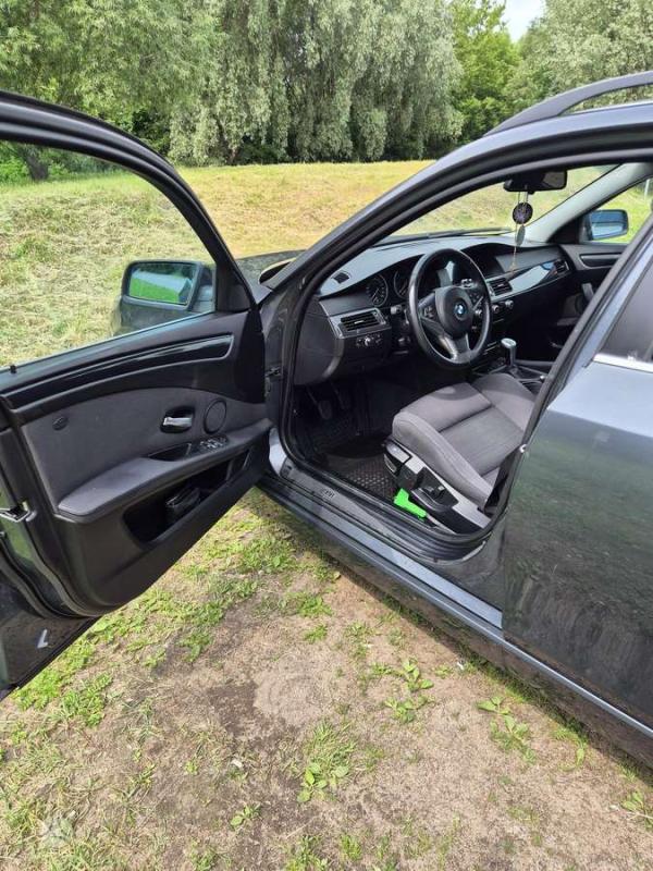 Pelēks BMW 520 2009 Marijampole, ar dzinēja tilpumu 2.00 L un nobraukumu 320 tūkst. km par 2900 €, foto 5 vietnē AUTOMOTO.COM.LV