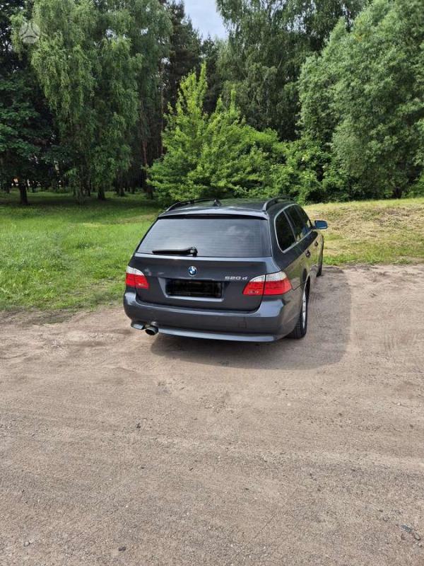 Pelēks BMW 520 2009 Marijampole, ar dzinēja tilpumu 2.00 L un nobraukumu 320 tūkst. km par 2900 €, foto 9 vietnē AUTOMOTO.COM.LV