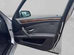 Pelēks BMW 520 2009 Kauņa, ar dzinēja tilpumu 2.00 L un nobraukumu 305 tūkst. km par 5290 €, foto 14 vietnē AUTOMOTO.COM.LV