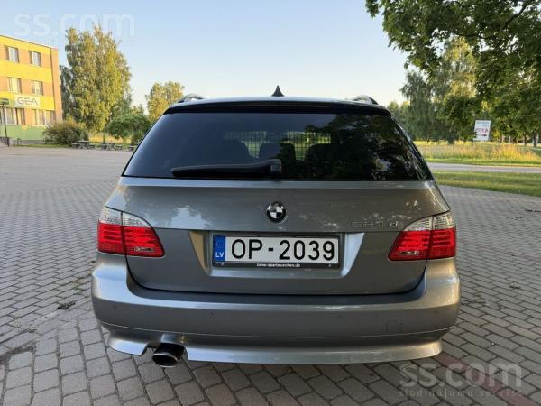 Pelēks BMW 520 2009 Jelgava, ar dzinēja tilpumu 2.00 L un nobraukumu 358 tūkst. km par 3850 €, foto 3 vietnē AUTOMOTO.COM.LV