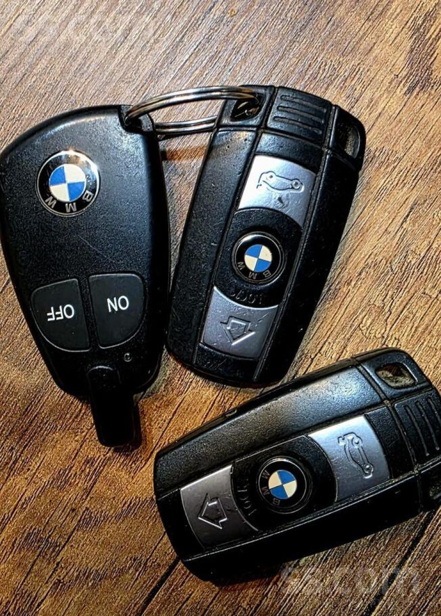 Pelēks BMW 520 2009 Aizkraukle, ar dzinēja tilpumu 2.00 L un nobraukumu 367 tūkst. km par 4300 €, foto 15 vietnē AUTOMOTO.COM.LV