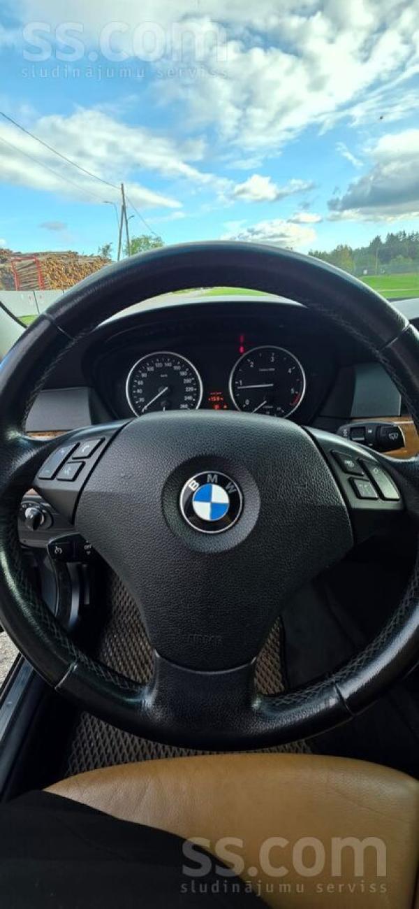 Grey BMW 520 2009 in Aizkraukle, with an engine capacity of 2.00 L and mileage of 367 thousand km for 4300 €, photo 9 on AUTOMOTO.COM.LV