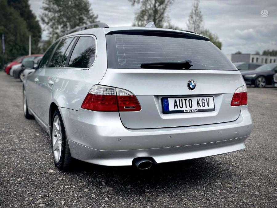 Pelēks BMW 520 2010 Viļņa, ar dzinēja tilpumu 2.00 L un nobraukumu 310 tūkst. km par 5499 €, foto 4 vietnē AUTOMOTO.COM.LV