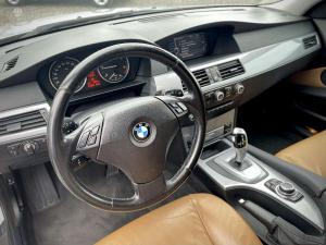 Pelēks BMW 520 2010 Viļņa, ar dzinēja tilpumu 2.00 L un nobraukumu 310 tūkst. km par 5499 €, foto 14 vietnē AUTOMOTO.COM.LV