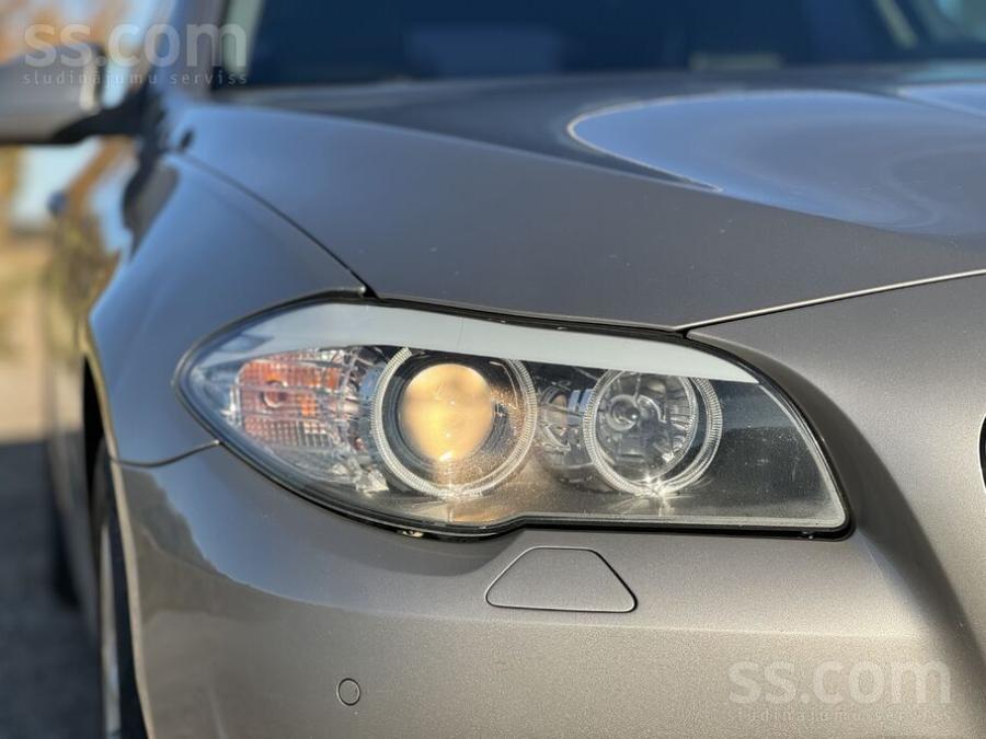 Pelēks BMW 520 2010 Valmiera, ar dzinēja tilpumu 2.00 L un nobraukumu 330 tūkst. km par 7350 €, foto 3 vietnē AUTOMOTO.COM.LV