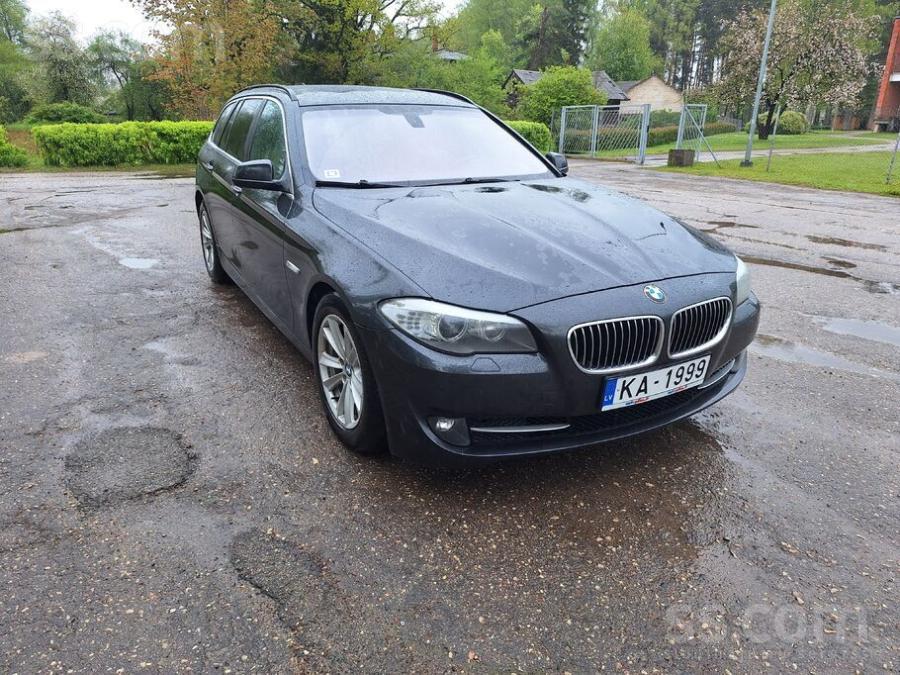 Grey BMW 520 2010 in Madona, with an engine capacity of 2.00 L and mileage of 327 thousand km for 7100 €, photo 3 on AUTOMOTO.COM.LV