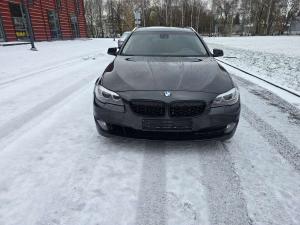 Grey BMW 520 2010 in Marijampole, with an engine capacity of 2.00 L and mileage of 280 thousand km for 5850 €, photo 2 on AUTOMOTO.COM.LV