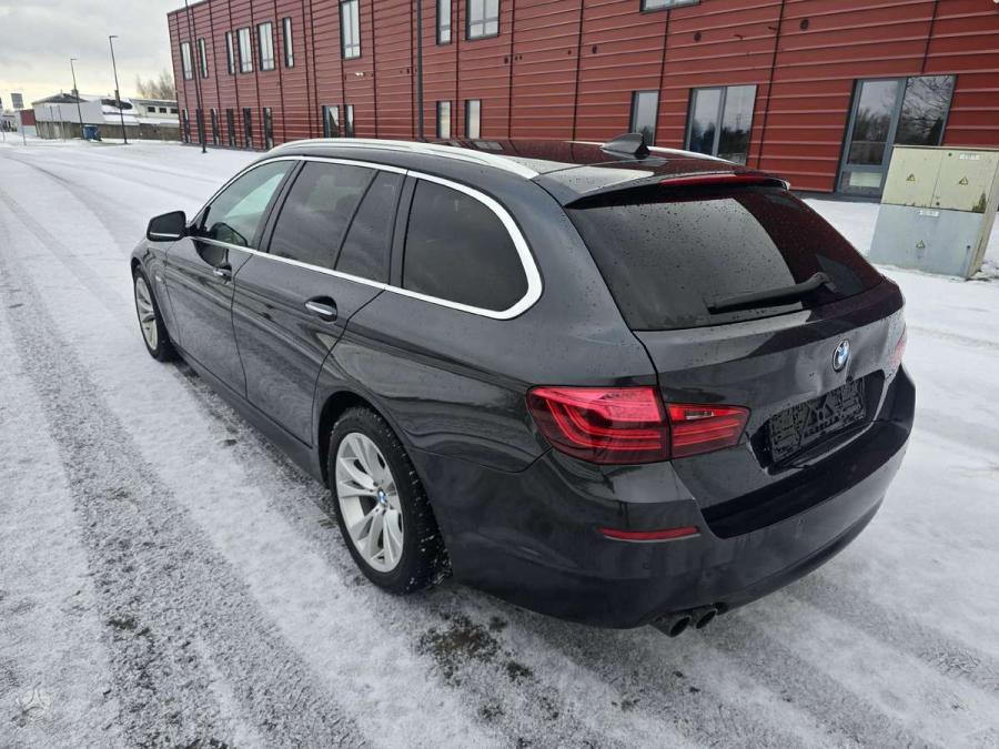 Grey BMW 520 2010 in Marijampole, with an engine capacity of 2.00 L and mileage of 280 thousand km for 5850 €, photo 7 on AUTOMOTO.COM.LV