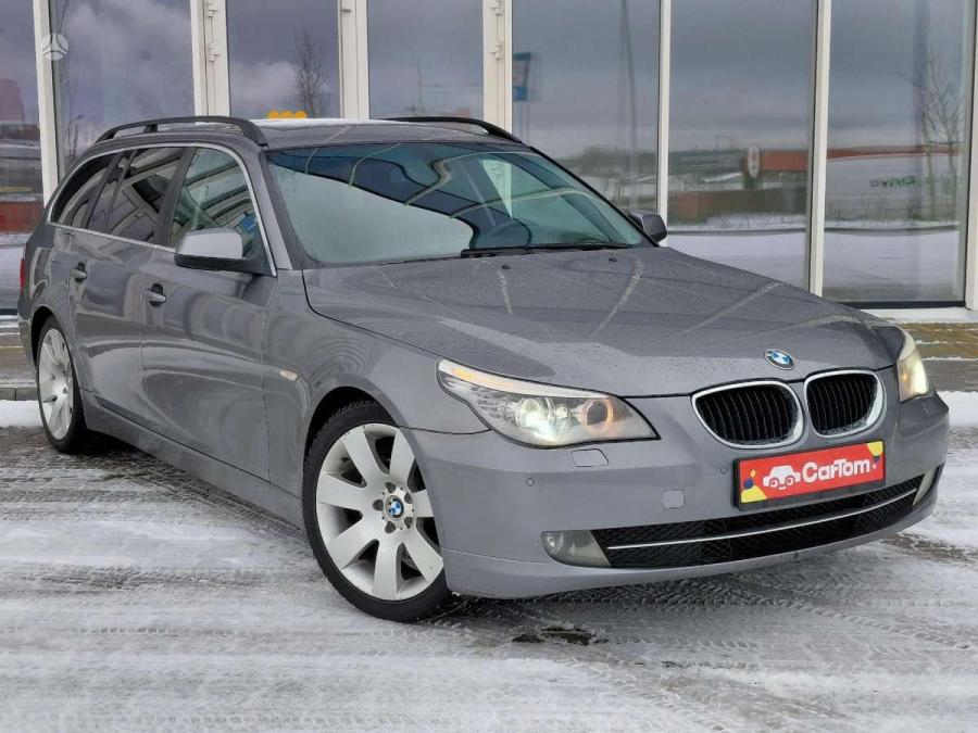 Grey BMW 520 2010 in Vilnius, with an engine capacity of 2.00 L and mileage of 271 thousand km for 5700 €, photo 1 on AUTOMOTO.COM.LV