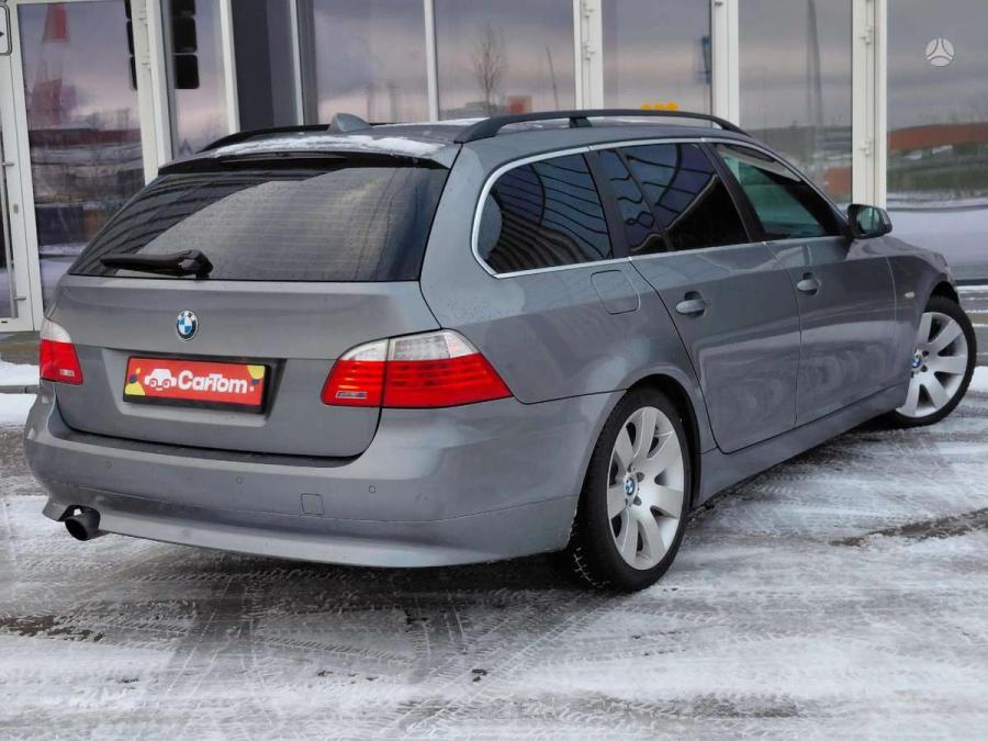 Grey BMW 520 2010 in Vilnius, with an engine capacity of 2.00 L and mileage of 271 thousand km for 5700 €, photo 7 on AUTOMOTO.COM.LV