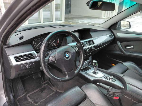 Pelēks BMW 520 2010 Viļņa, ar dzinēja tilpumu 2.00 L un nobraukumu 271 tūkst. km par 5700 €, foto 8 vietnē AUTOMOTO.COM.LV