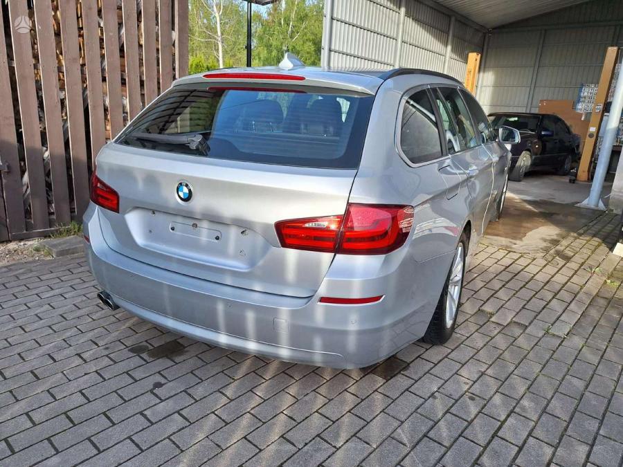 Grey BMW 520 2010 in Panevezys, with an engine capacity of 2.00 L and mileage of 280 thousand km for 5500 €, photo 22 on AUTOMOTO.COM.LV