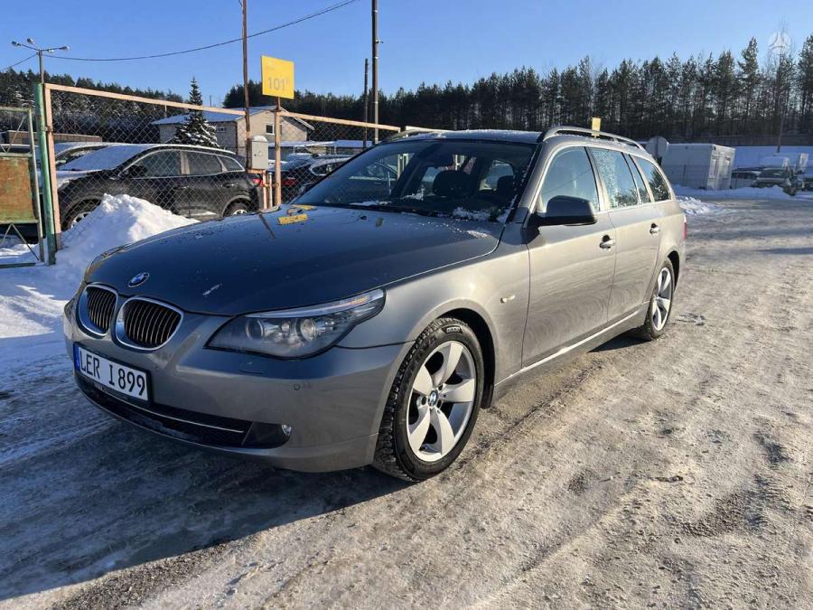 Grey BMW 520 2010 in Vilnius, with an engine capacity of 0.00 L and mileage of 250 thousand km for 4900 €, photo 1 on AUTOMOTO.COM.LV