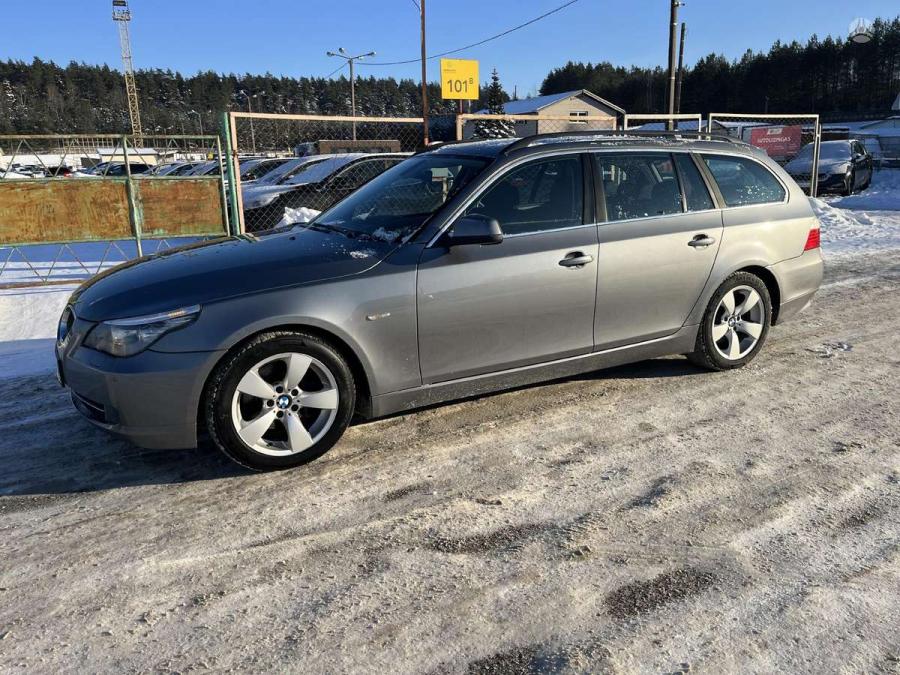 Grey BMW 520 2010 in Vilnius, with an engine capacity of 0.00 L and mileage of 250 thousand km for 4900 €, photo 5 on AUTOMOTO.COM.LV