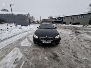 Grey BMW 520 2010 in Vilkaviskis, with an engine capacity of 2.00 L and mileage of 352 thousand km for 6400 €, photo  on AUTOMOTO.COM.LV